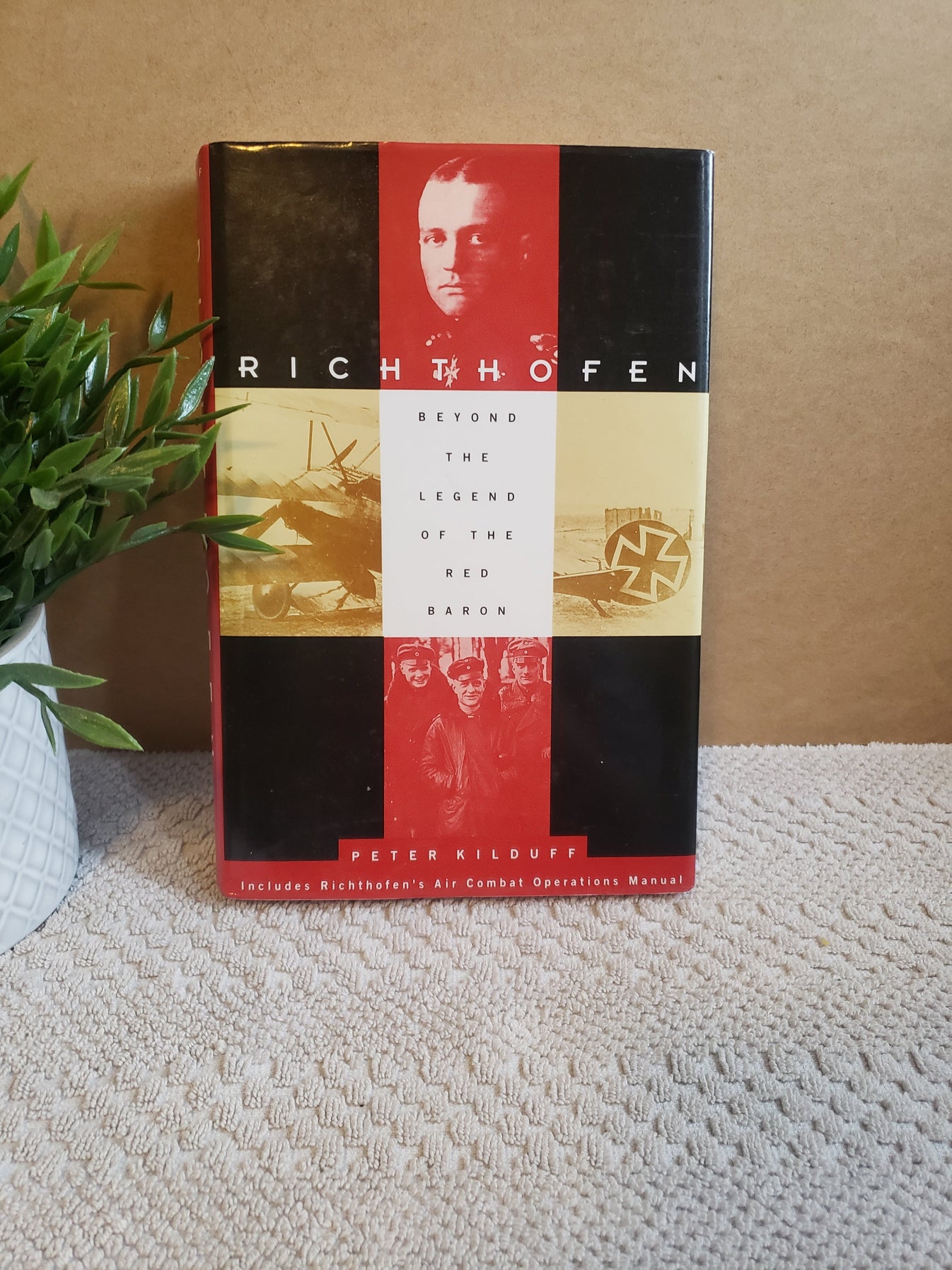 Richthofen: Beyond the Legend of the Red Baron - Jennifer & Ryan Books ...